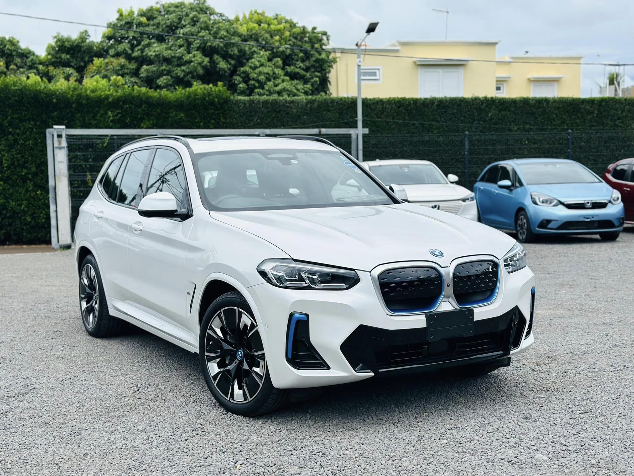 BMW IX3 M SPORT FULLY ELECTRIC – Real Automobile